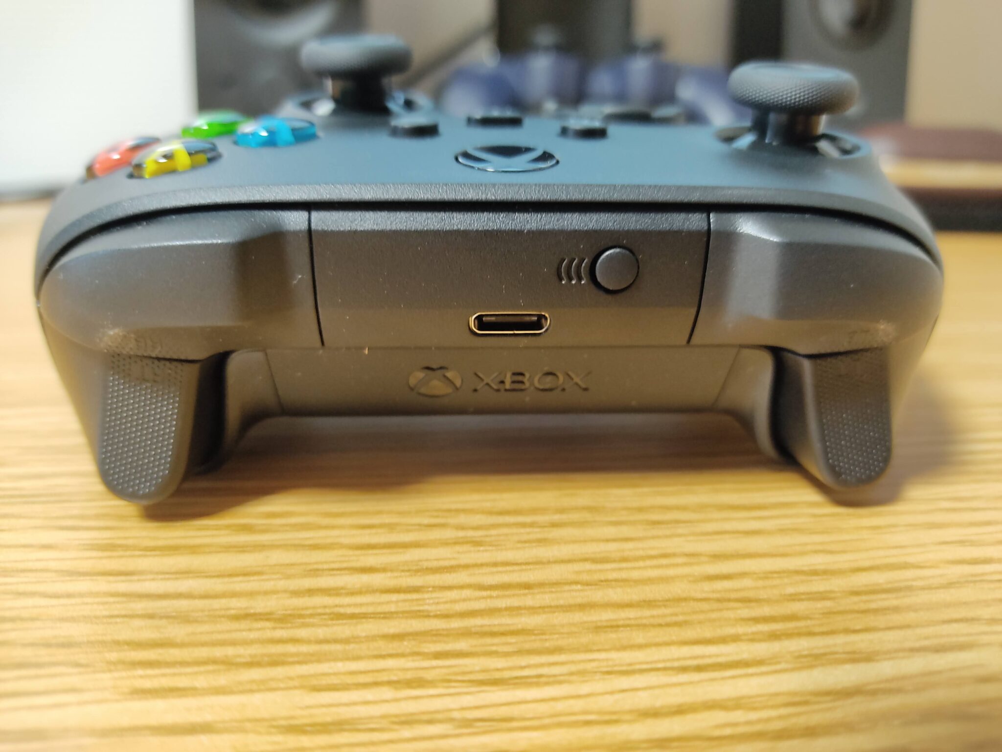 マイクロソフト「Xbox ワイヤレス コントローラー 」を購入レビュー丨PCゲーム初心者が「箱コン」を使用した感想 | とものみ