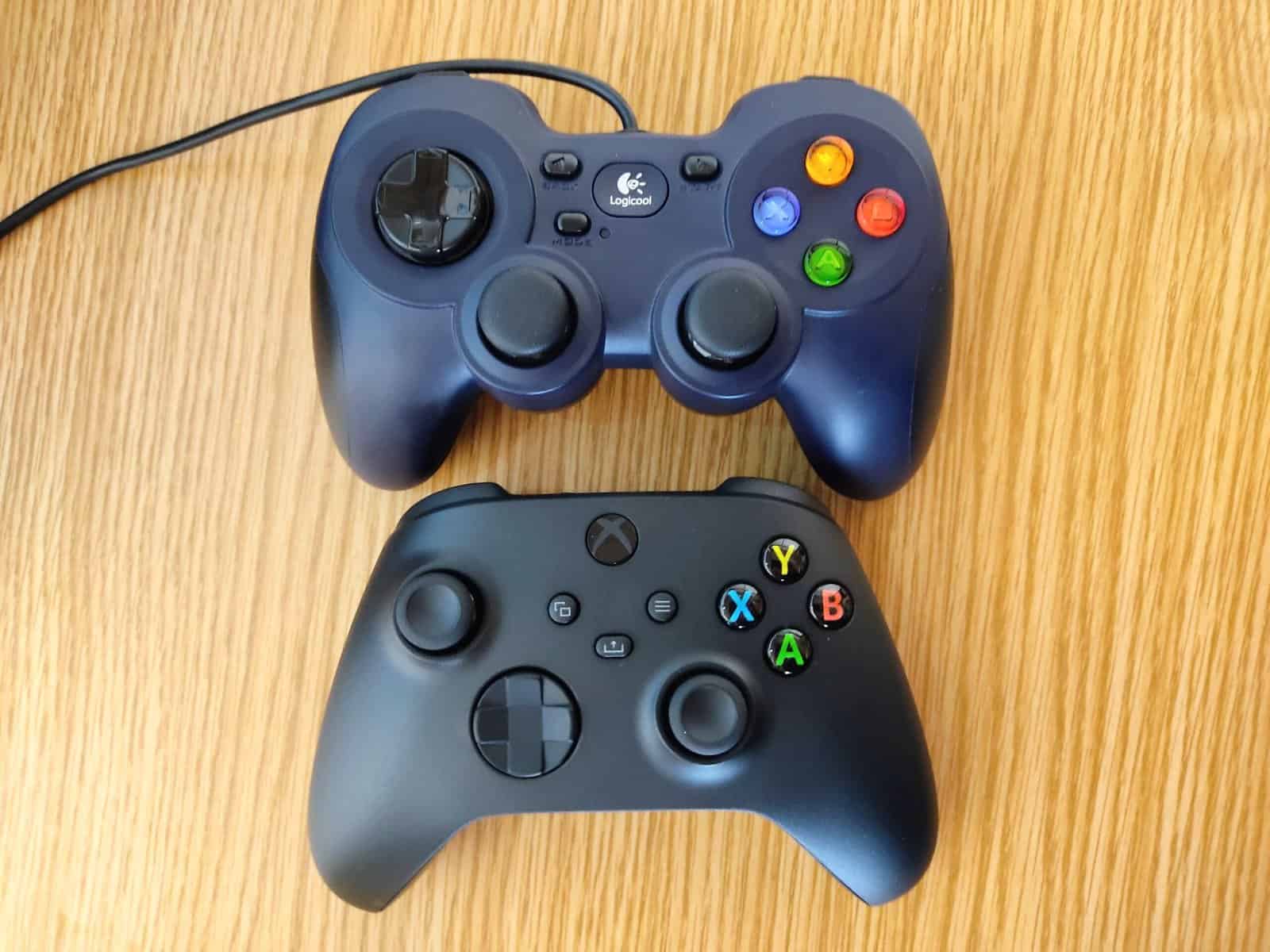 マイクロソフト「Xbox ワイヤレス コントローラー 」を購入レビュー丨PCゲーム初心者が「箱コン」を使用した感想 | とものみ