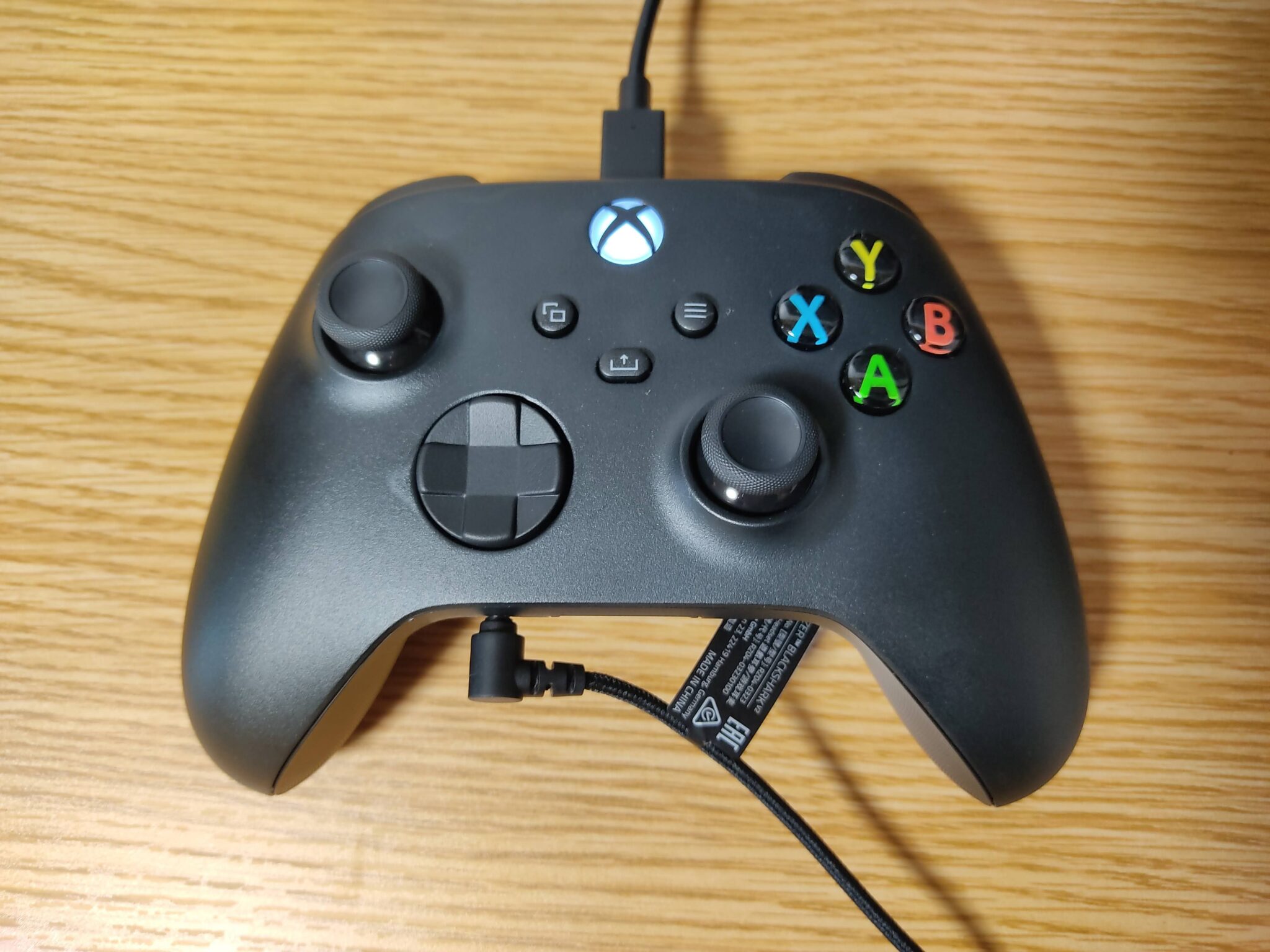 マイクロソフト「Xbox ワイヤレス コントローラー 」を購入レビュー丨PCゲーム初心者が「箱コン」を使用した感想 | とものみ