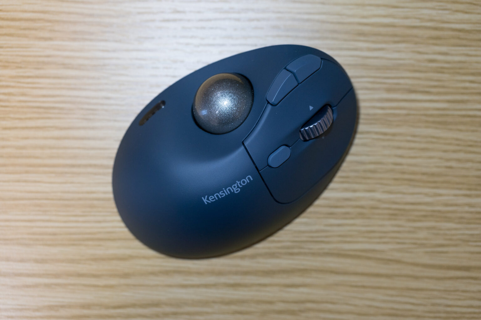 Kensington（ケンジントン） Pro Fit® Ergo TB550 トラックボール購入レビュー┃マウスから移行しやすいデザインで操作性も抜群！腱鞘炎予備軍におすすめ！ | とものみ